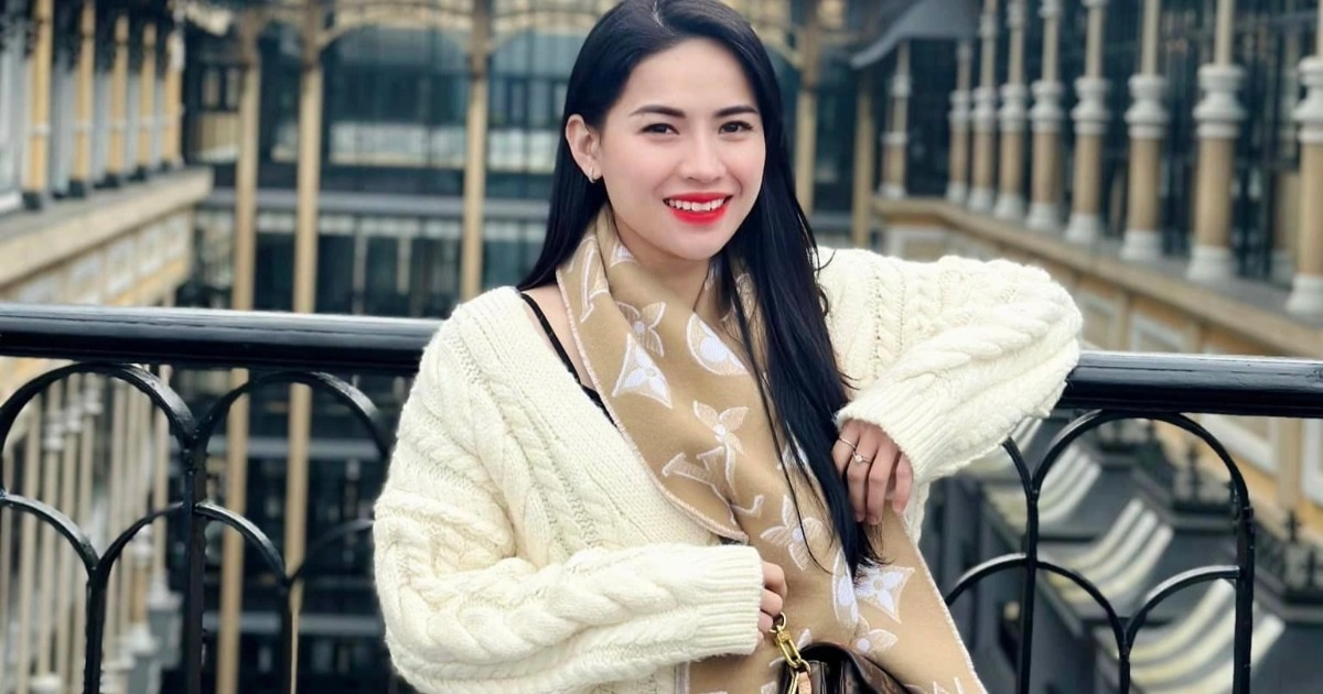 "Chiến thần livestream" Hà Linh và những lần dậy sóng trên mạng | Báo Dân trí