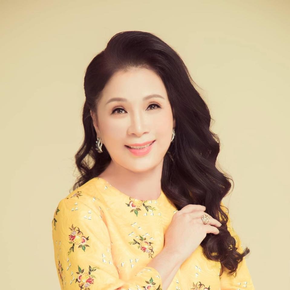 NSND Kim Xuân chia sẻ hình ảnh thời thanh xuân | Báo Dân trí