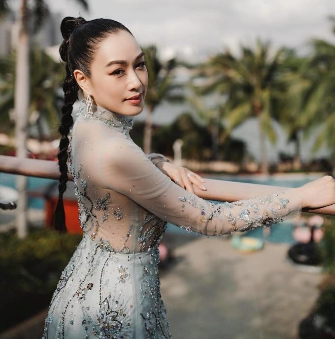 Chung Lệ Đề tái hiện hình ảnh kinh điển, bị chê cười "cưa sừng làm nghé ...