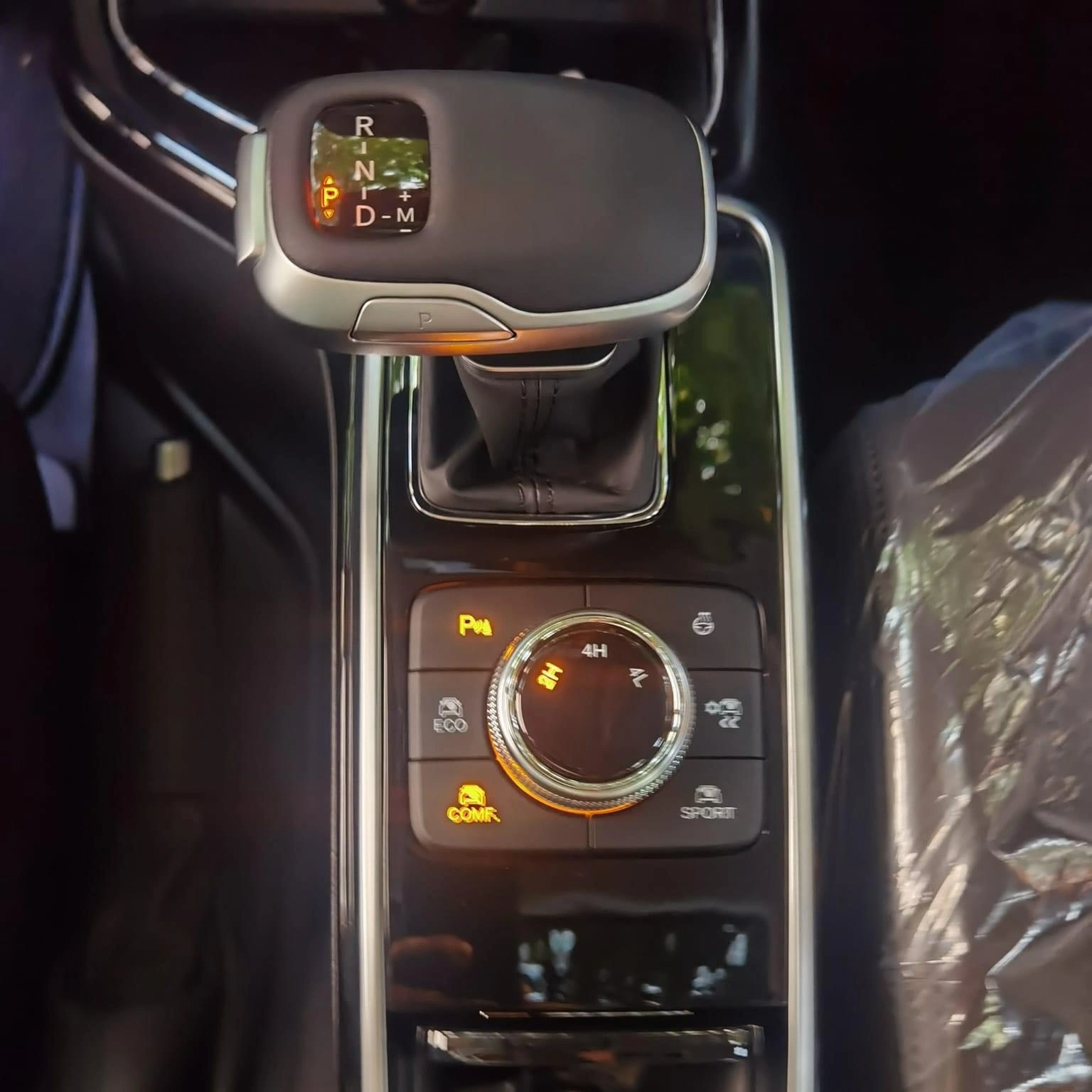 Baic BJ80 tại Việt Nam - xe "nhái" Mercedes G63 của Trung Quốc ...