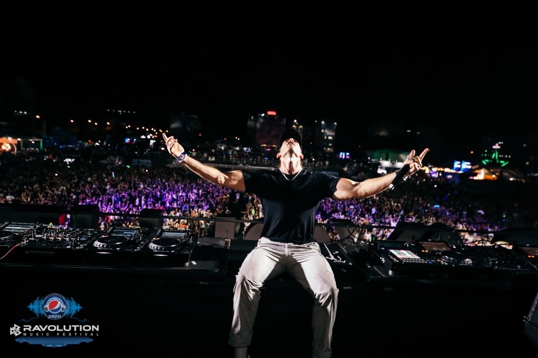 "Pepsi Ravolution Music Festival 2022" thu hút giới trẻ TPHCM | Báo Dân trí