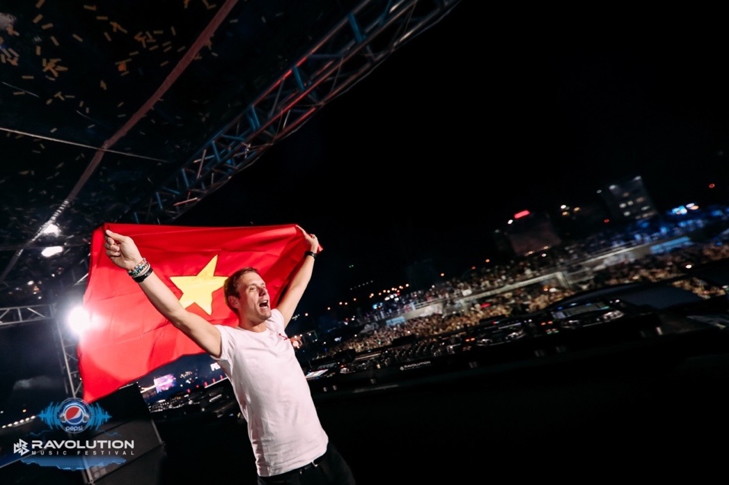 "Pepsi Ravolution Music Festival 2022" thu hút giới trẻ TPHCM | Báo Dân trí