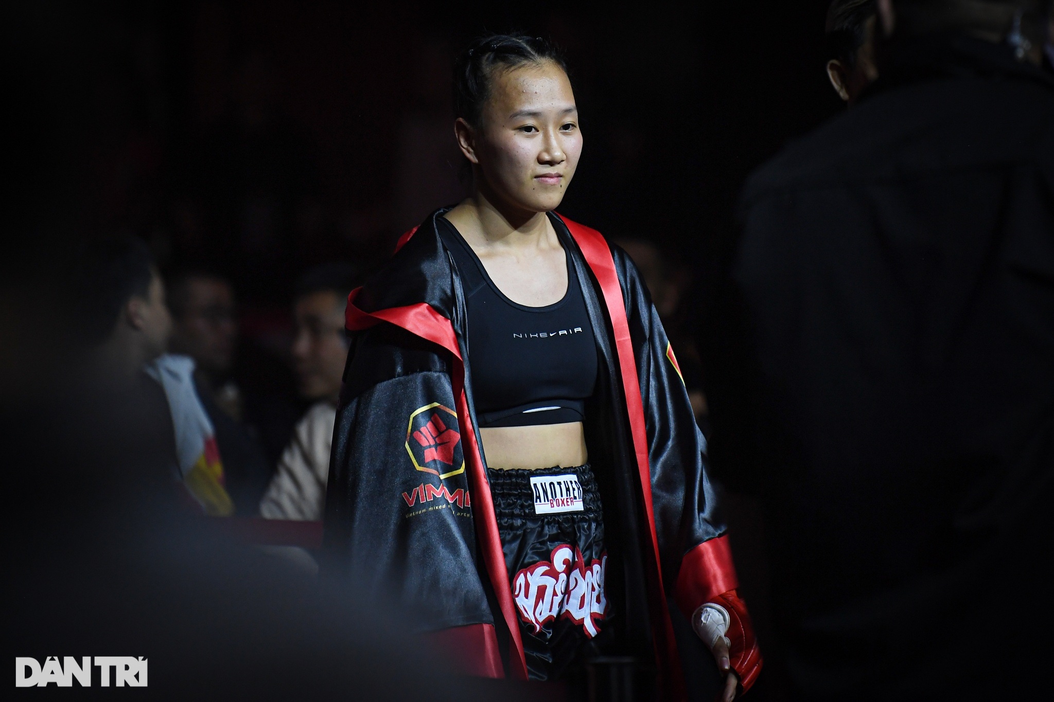 Hungary's pink ball knocks out Vietnamese boxers on the opening day of ...