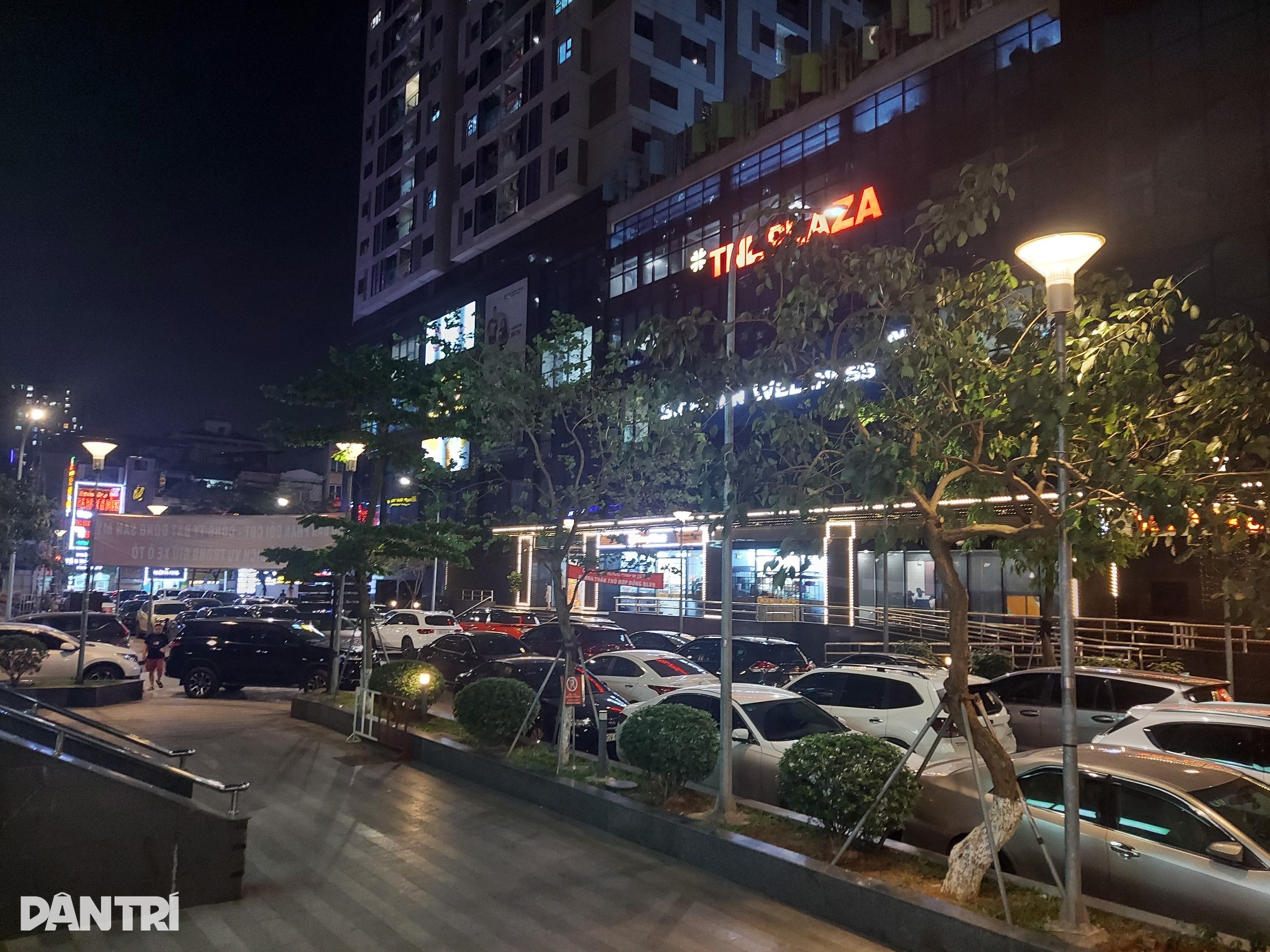 Blocked into the basement, cars of TNR Gold Season residents lined up ...