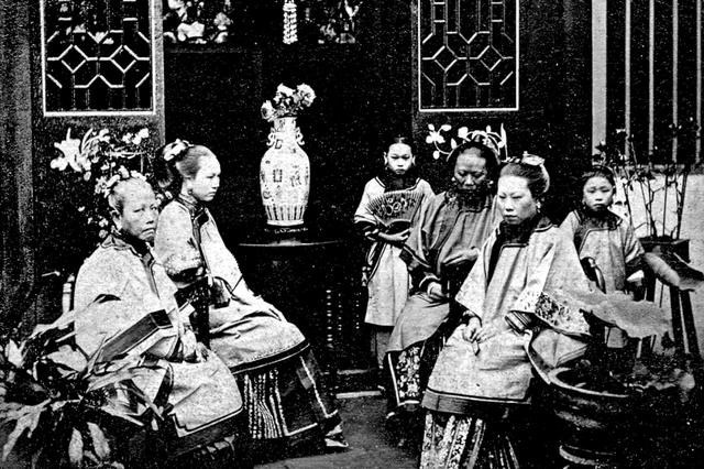 Khám phá thú vị về trang phục của phụ nữ triều Thanh | Chuyên trang Dân ...