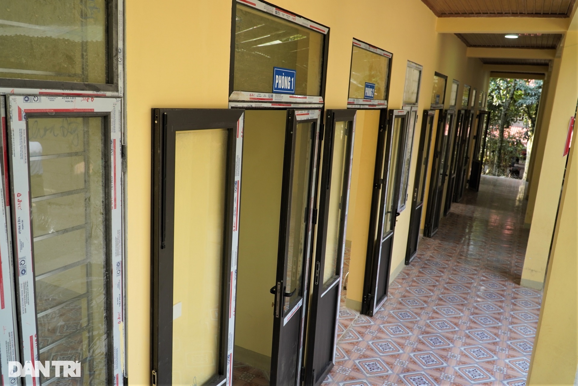 Dantri/Dtinews supports new Nghe An school dormitory | DTiNews