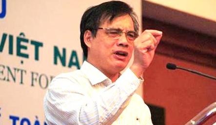 Expert examines Vietnam's economic policy
