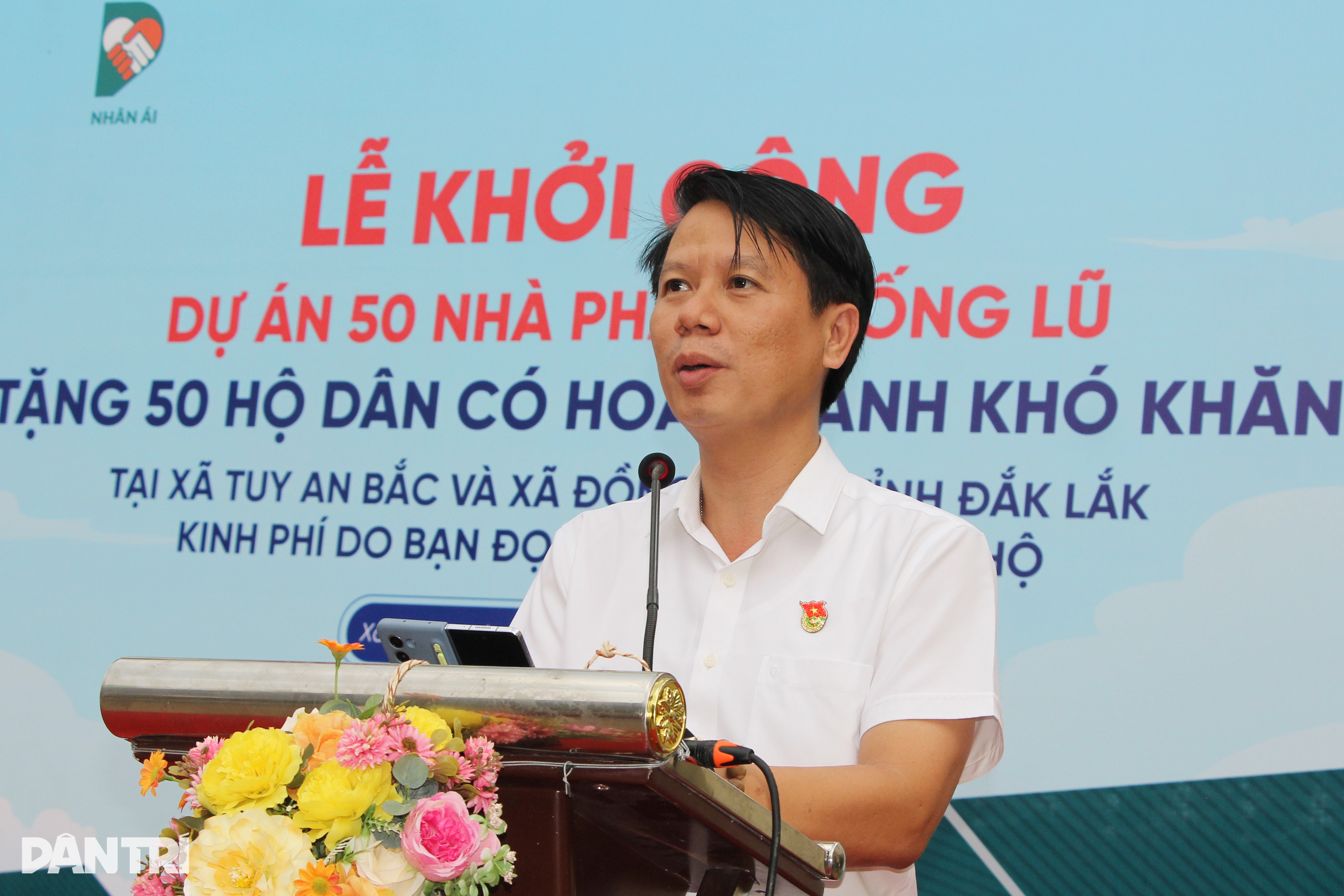 Dantri launches 50 floating flood-resistant homes in Dak Lak | DTiNews