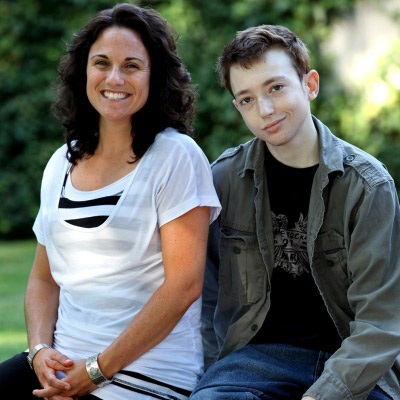 Cô giáo hiến thận cho trò cũ được trao thưởng | Báo Dân trí