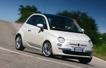 Xe Fiat 500 được vinh danh ở châu Âu | Báo Dân trí