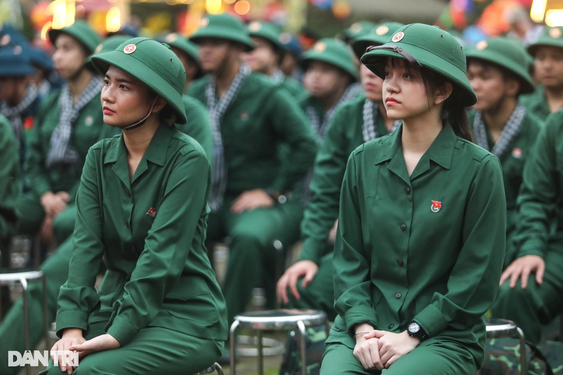 Thousands of young people nationwide join military service | DTiNews