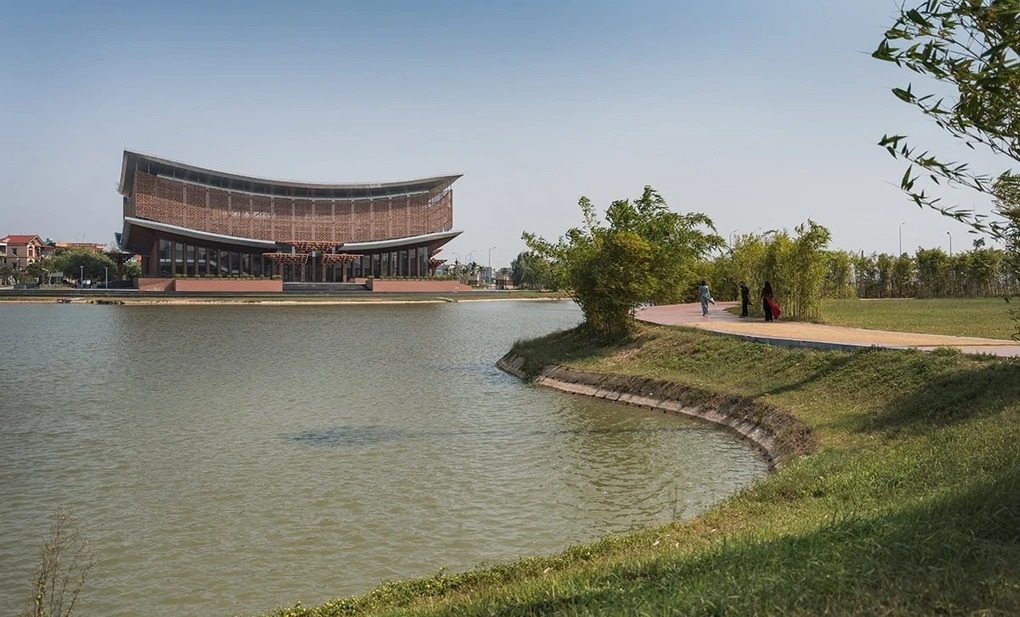 Bac Ninh opens two free tours