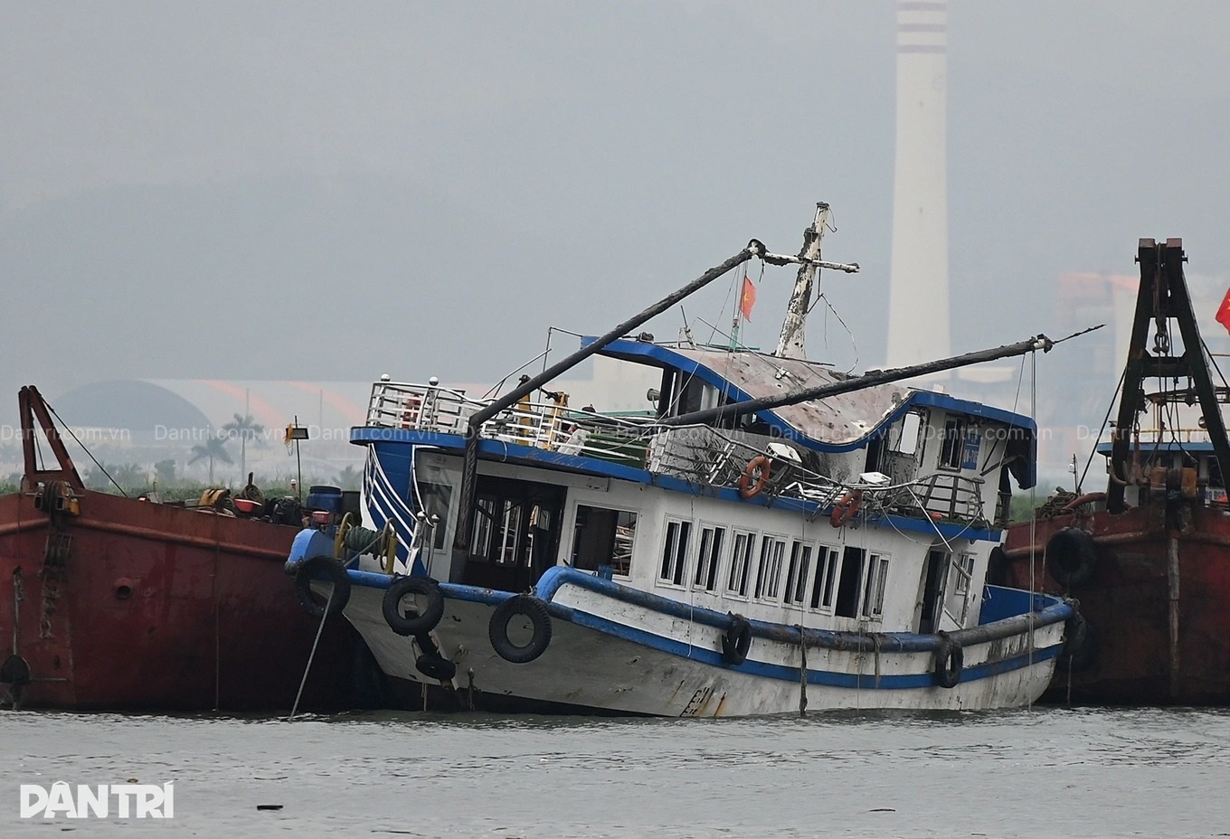 Cruise lines apologise for fireworks after deadly Ha Long Bay boat ...