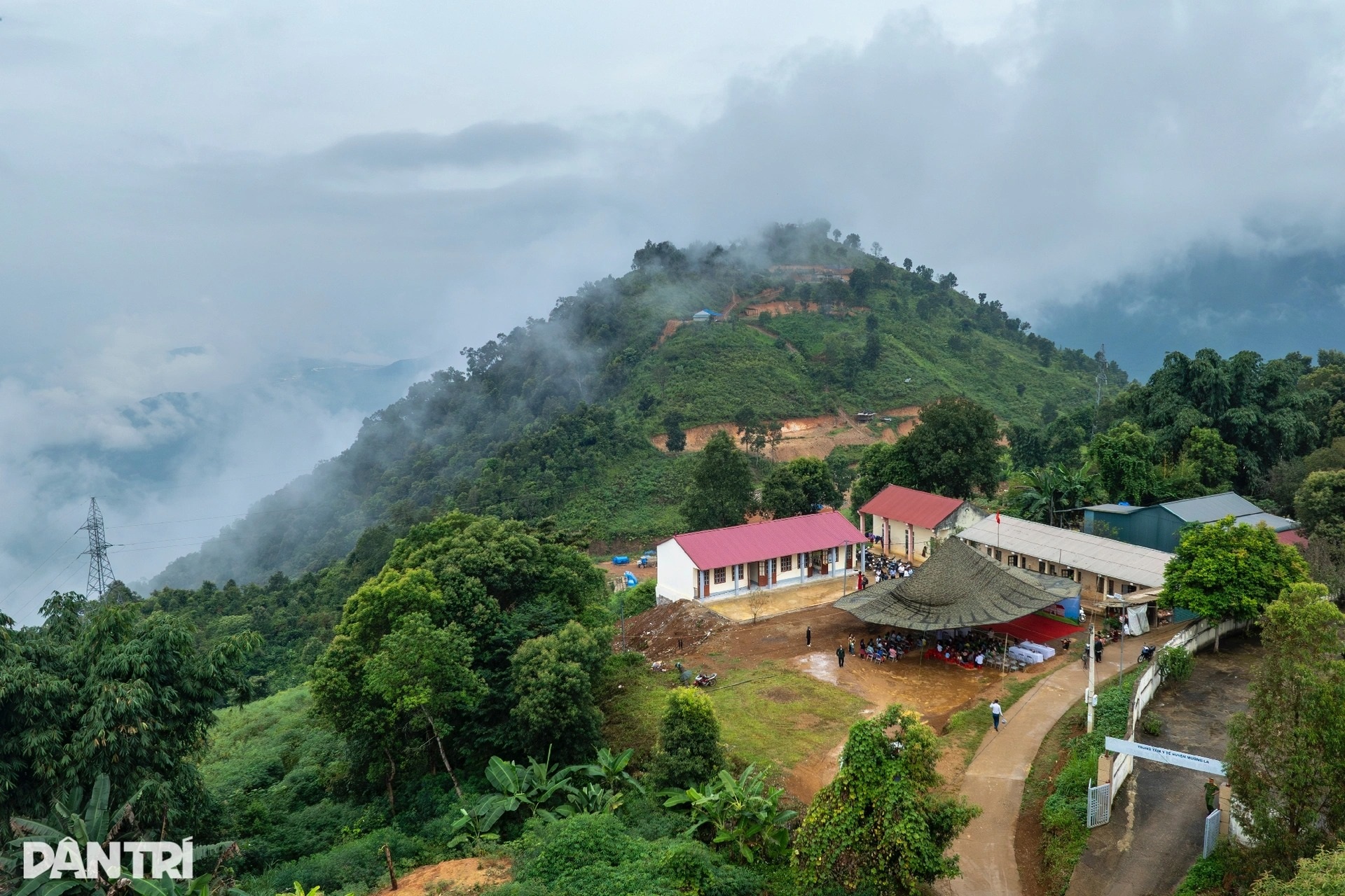 Dantri/Dtinews inaugurates new school in Son La