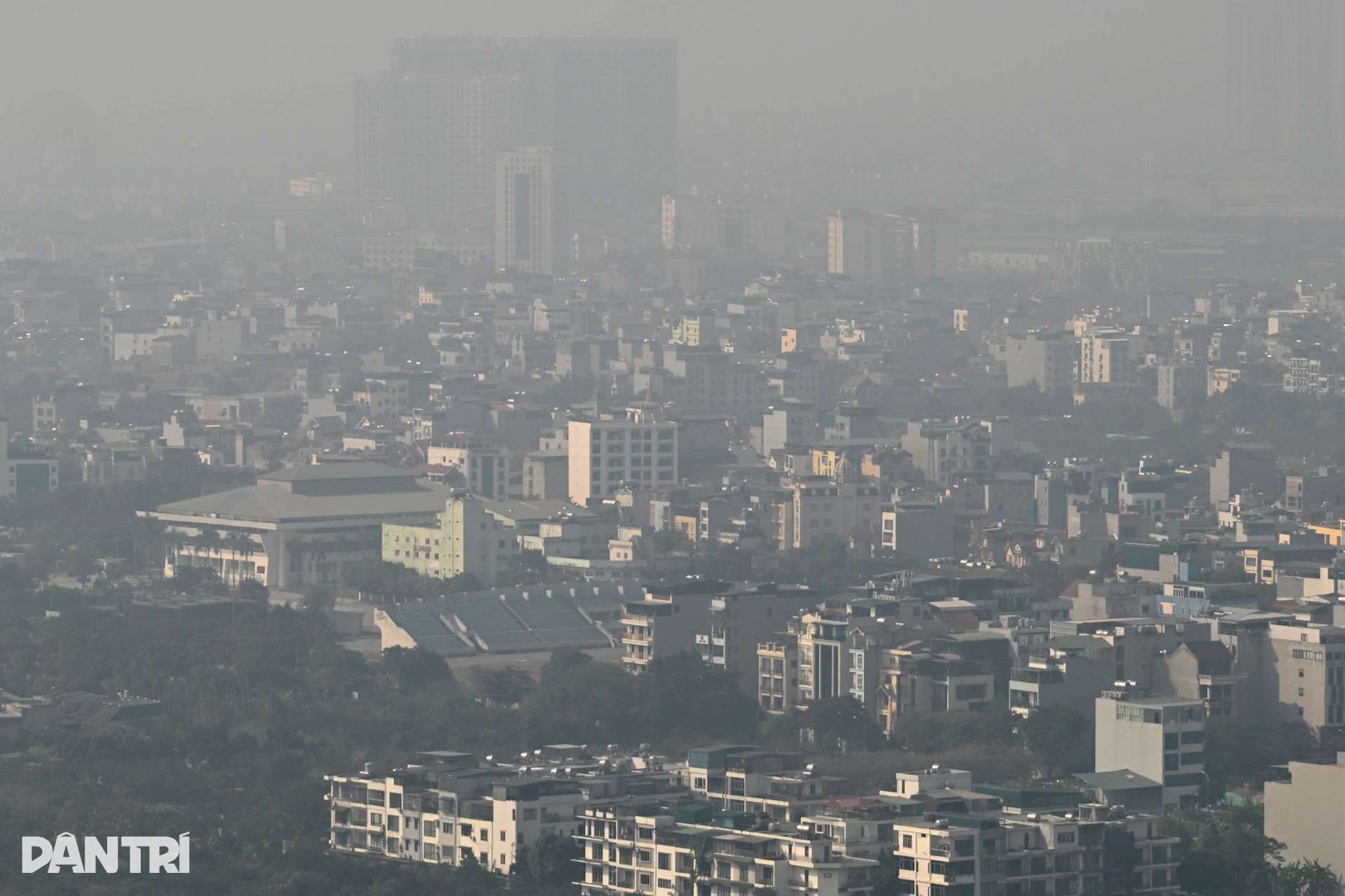 Hanoi shrouded in heavy smog as air quality worsens | DTiNews