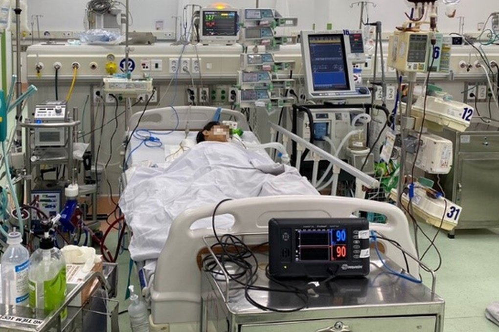 Nhiều trẻ ở TPHCM nguy kịch vì viêm cơ tim, viện phí hàng trăm triệu đồng | Báo Dân trí