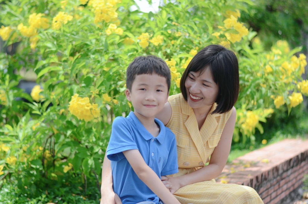 Dạy con nên người bằng cách nói lời yêu thương | Báo Dân trí