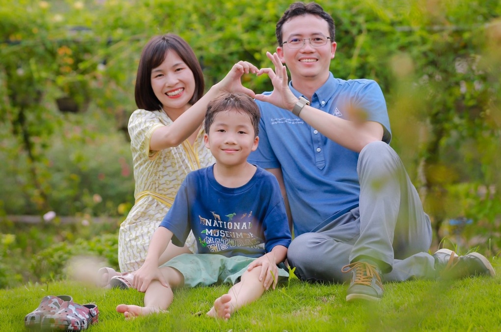 Dạy con nên người bằng cách nói lời yêu thương | Báo Dân trí