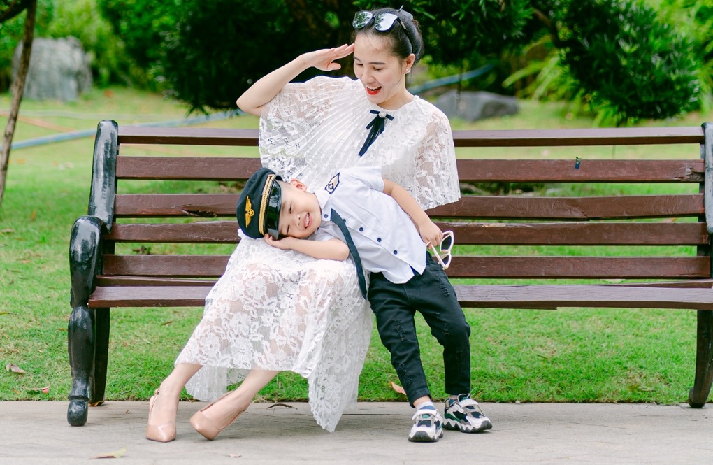 Dạy con nên người bằng cách nói lời yêu thương | Báo Dân trí