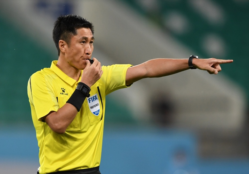 Hàng loạt trọng tài Trung Quốc dính nghi án dàn xếp tỷ số | Báo Dân trí