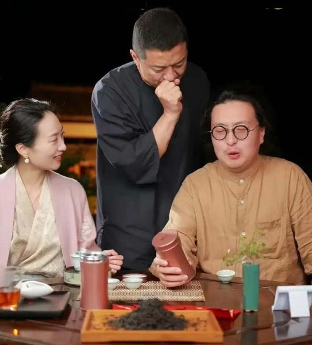 Quay cuồng với khoản nợ 6,5 triệu USD, Lý Á Bằng thừa nhận có lỗi với ...