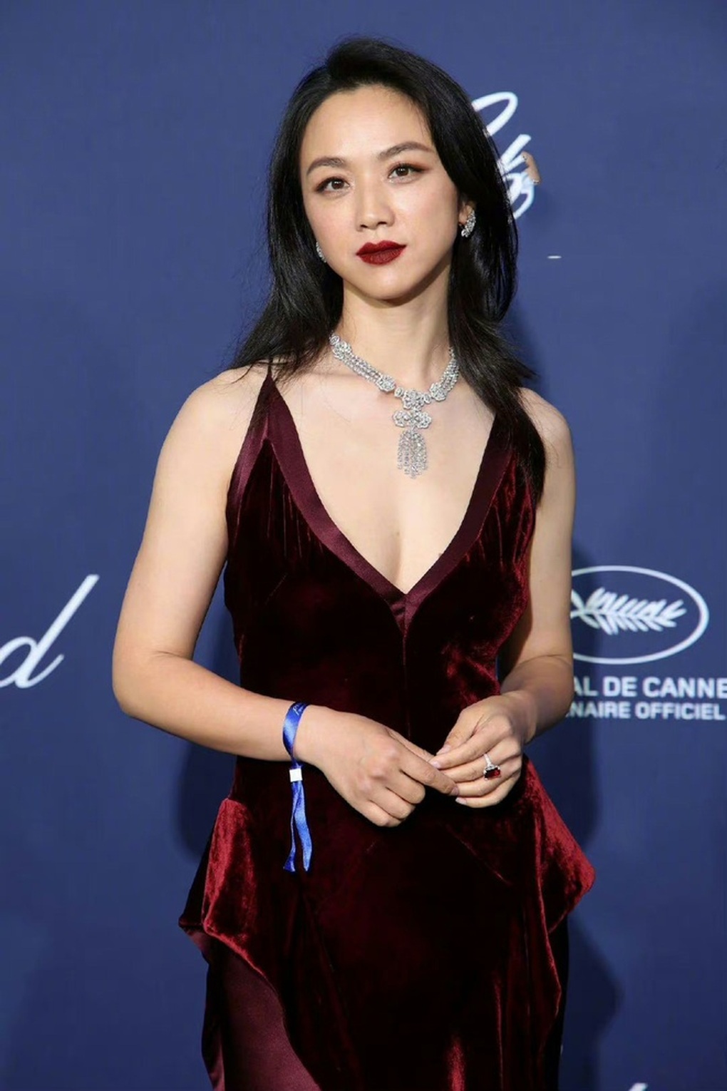 Trở lại Cannes, mỹ nhân "Sắc, Giới" Thang Duy được chào đón nồng nhiệt ...