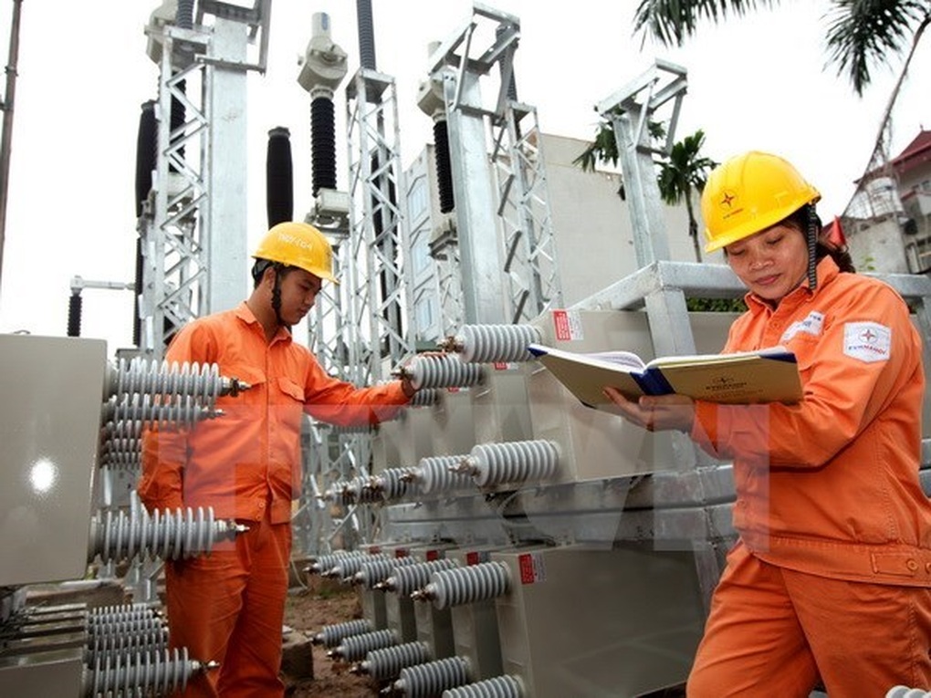 Kêu lỗ liên tục nhưng 3 công ty phát điện EVN vẫn chi 30 triệu đồng ...