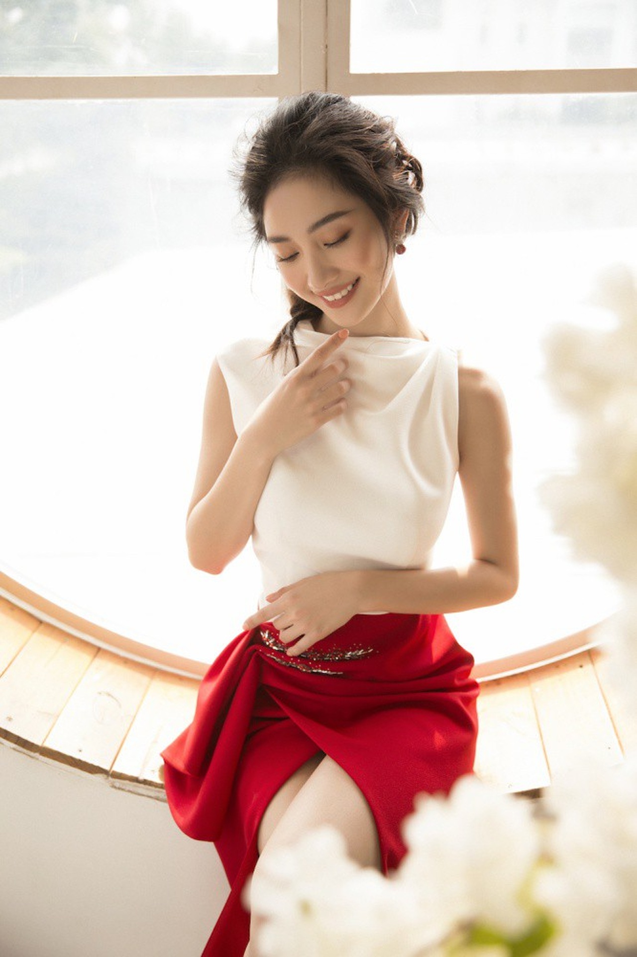 Jun Vũ ngày càng tự tin khoe vòng một phổng phao sau “dao kéo” | Báo ...
