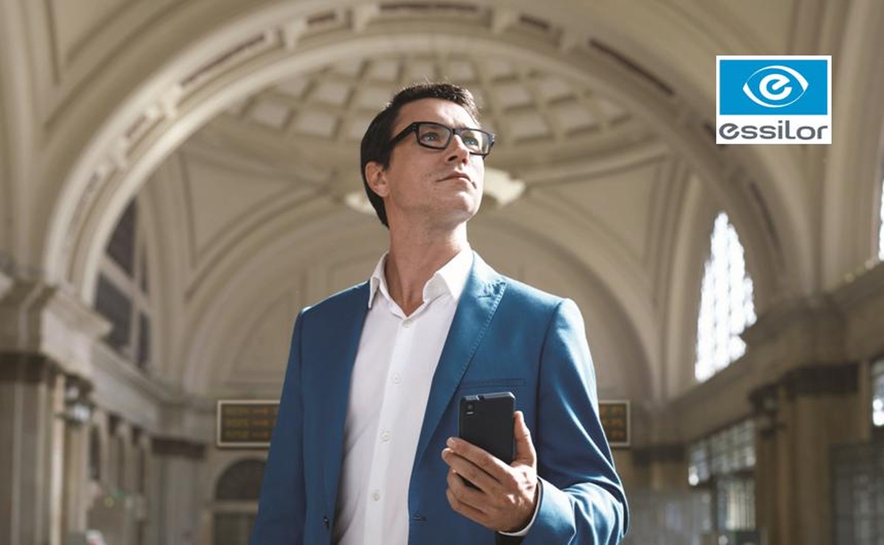 Essilor Việt Nam mở cửa tham quan phòng Lab | Mắt Kính LB Eyewear