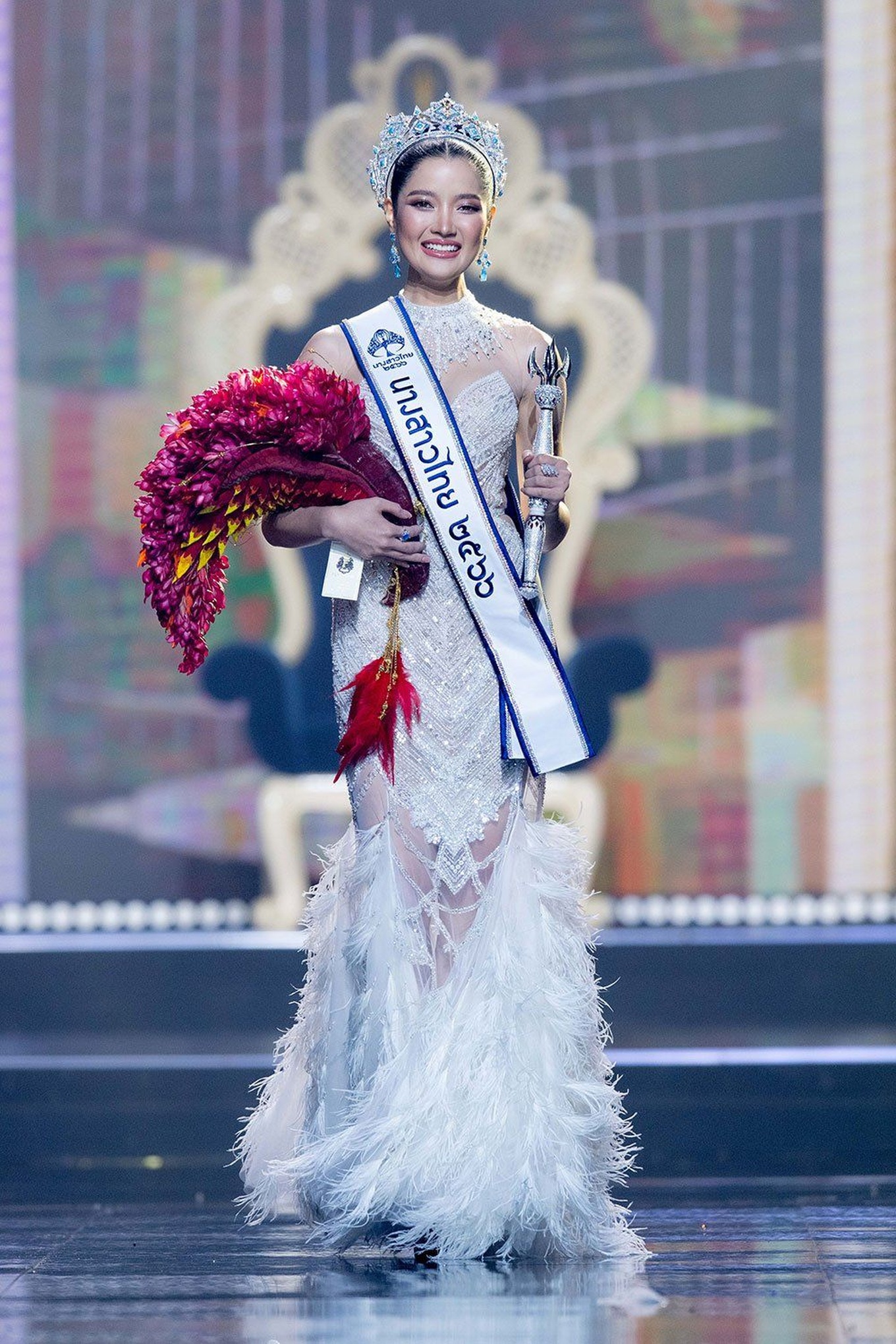 Nhan sắc ngọt ngào và cuốn hút của Hoa hậu Thái Lan 2023 | Báo Dân trí