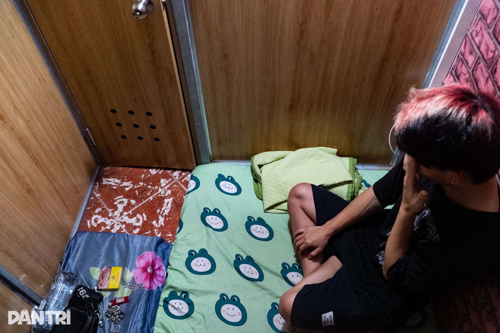 Cuộc sống bên trong những căn phòng trọ hộp diêm chỉ 3m2 ở Hà Nội | Báo Dân trí