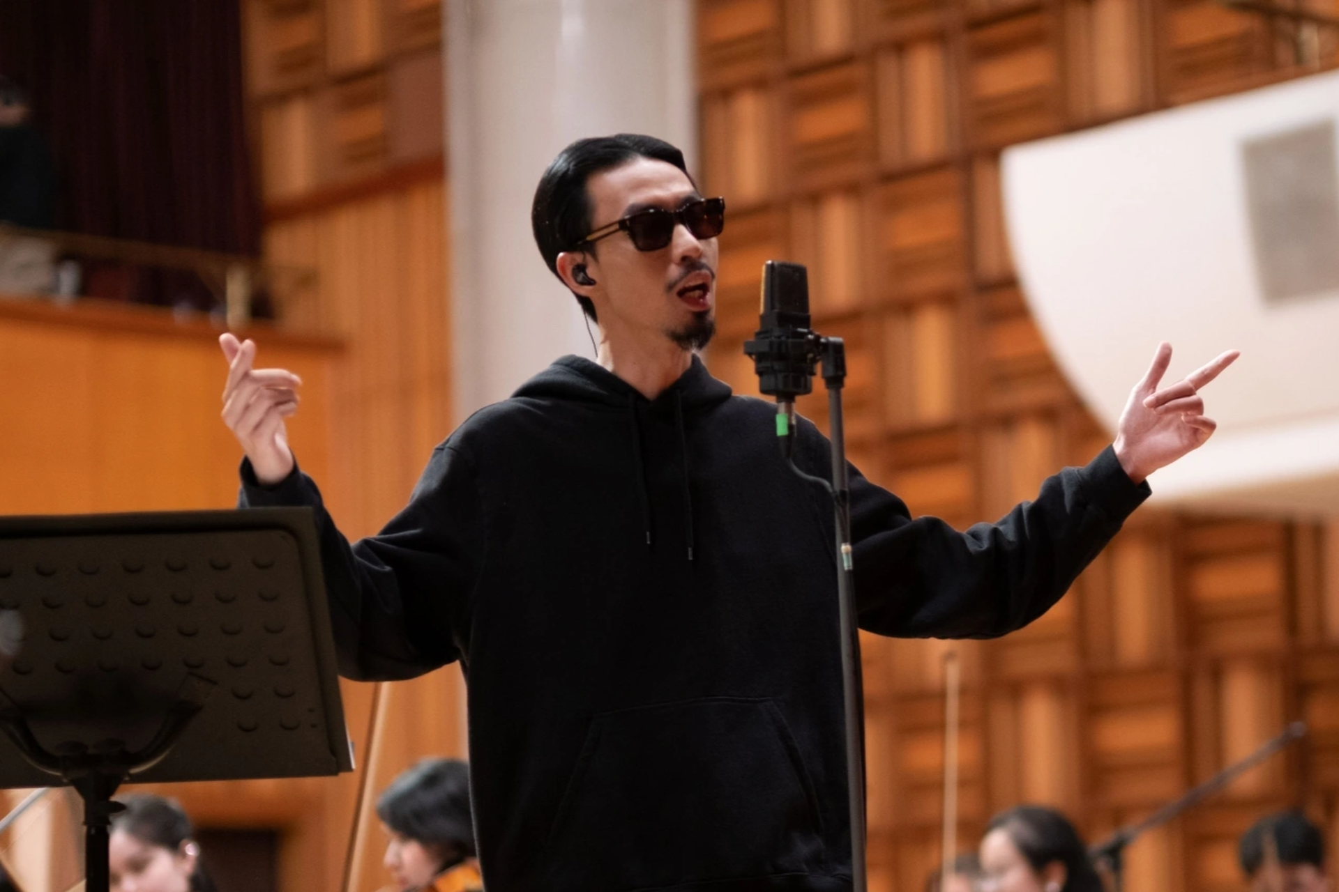Rapper Đen Vâu: "Chuyện bạn đời, tôi chưa có dự tính" | Báo Dân trí