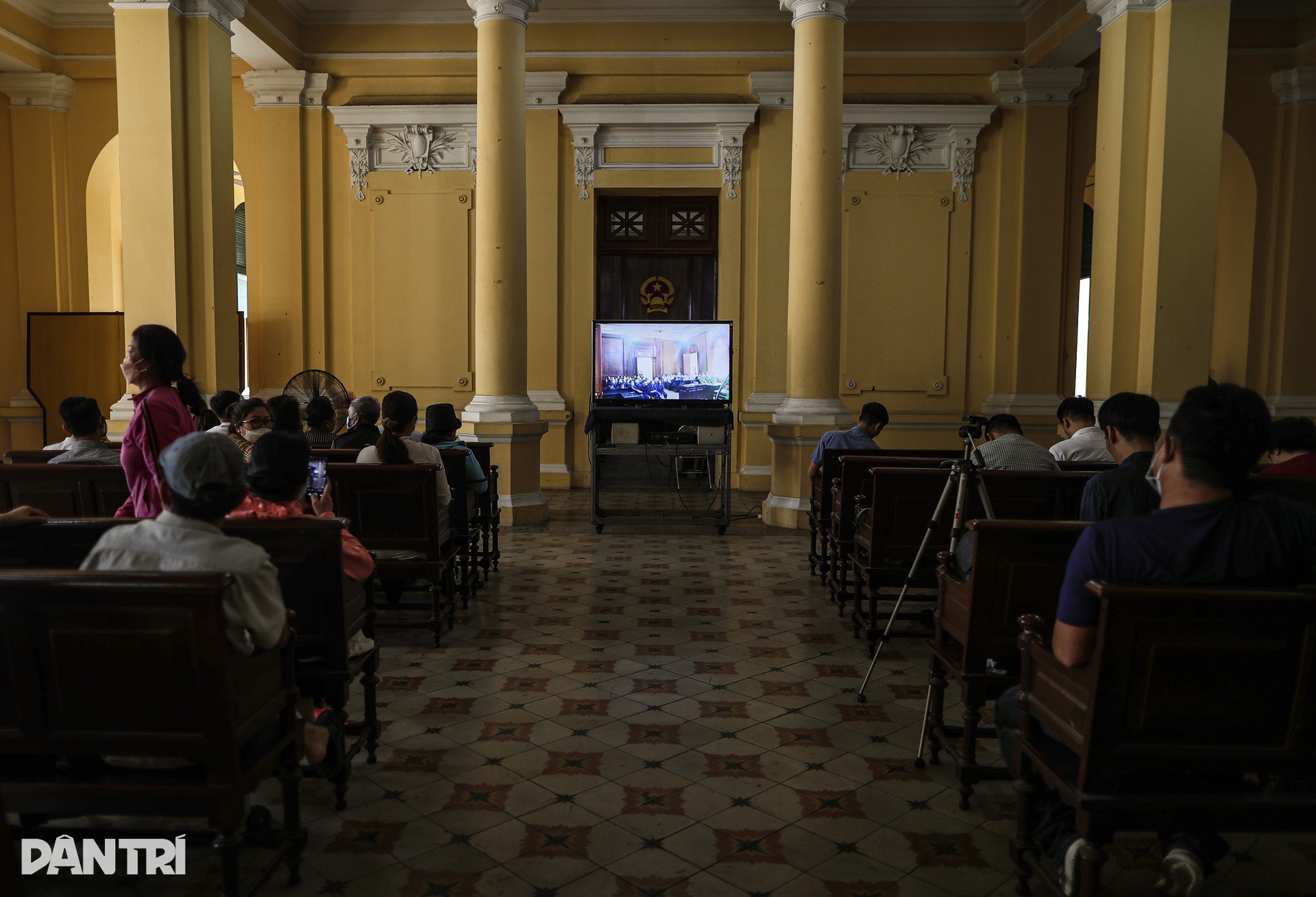 Nhóm người sát hại Quân "xa lộ" hầu tòa: "Tôi bị oan, báo chí hãy làm rõ" | Báo Dân trí