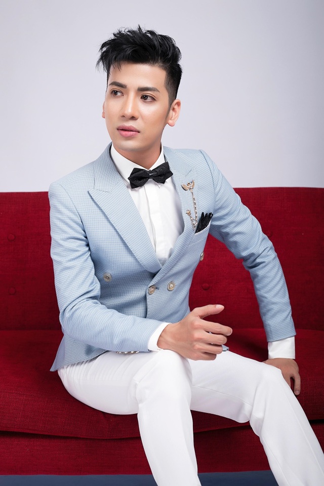 Ca sĩ đất Quảng Bình -Trần Nguyên Thắng khiến khán giả rơi lệ vì ca ...