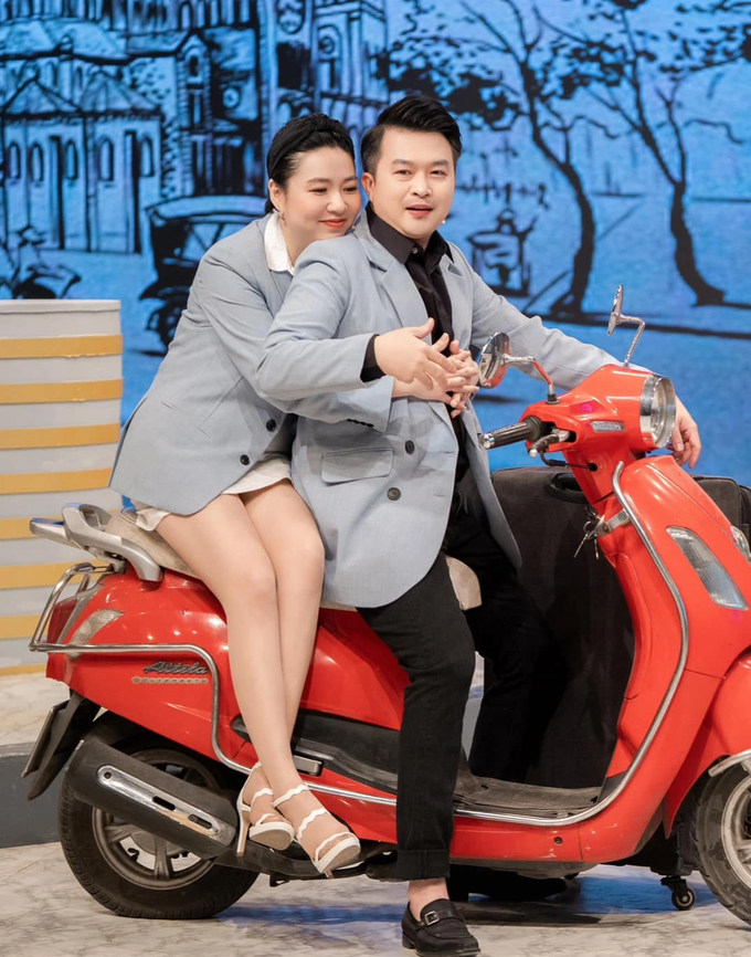 Chồng kém tuổi của Lê Khánh: "Lúc công khai yêu nhau, tôi... nhục vô cùng" | Báo Dân trí