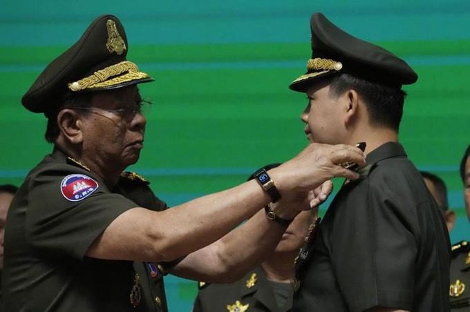 Con trai Thủ tướng Hun Sen được thăng cấp tướng 4 sao | Báo Dân trí