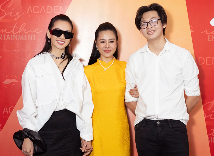 Những bộ ảnh anh Thư siêu mẫu ấn tượng nhất