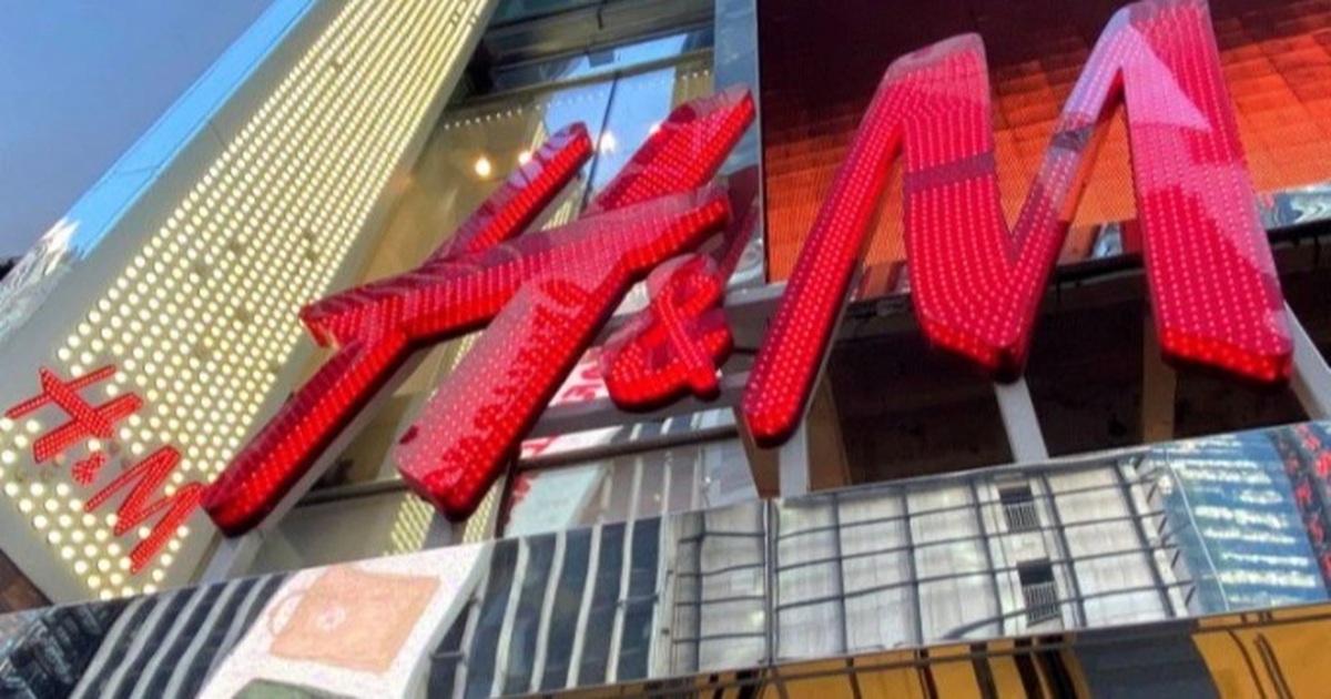 Sóng gió liệu đã qua với đế chế thời trang H&M? | Báo Dân trí