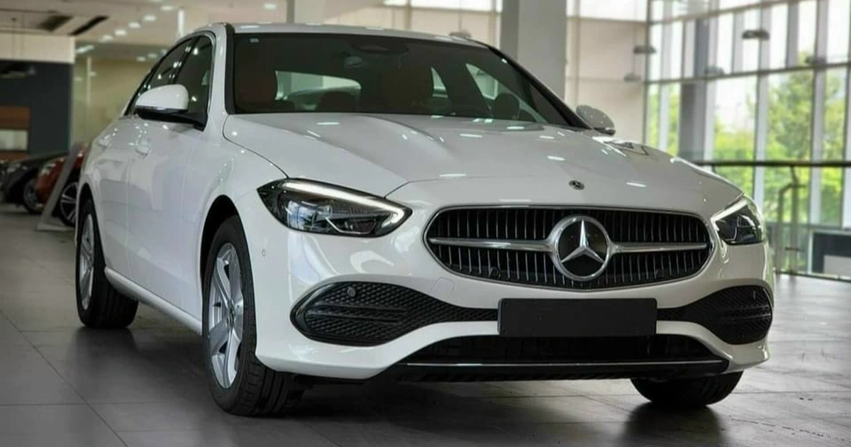 Mercedes-Benz tăng giá C-Class, có bản đắt thêm 125 triệu đồng | Báo ...
